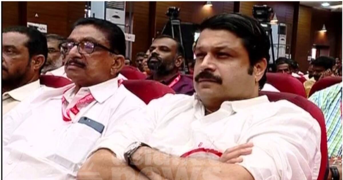 Mv Nikesh Kumar In Cpm Kannur District Committee എംവി നികേഷ് കുമാർ സിപിഎം കണ്ണൂർ ജില്ലാ