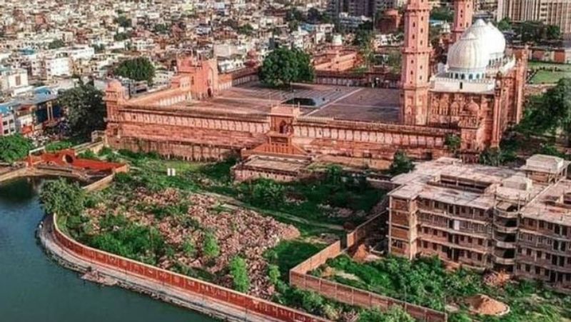 Moti Masjid to Gohar Mahal: Discover Bhopal’s Must-Visit Tourist ...