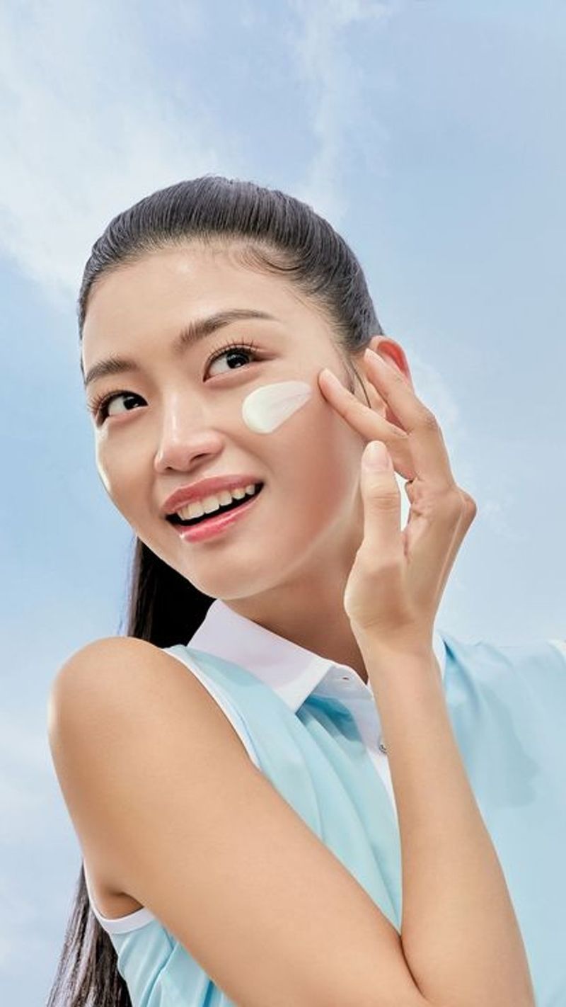 5 tips for buying the right sunscreen for your skin type | Asianet Newsable