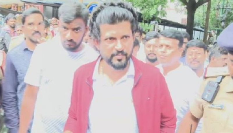 Pratap Simha On ACP Chandan ಪೊಲೀಸ್‌ ಇಲಾಖೆಯಲ್ಲಿ ಸಲಿಂಗಕಾಮಿ ಇದ್ದಾರಾ ...