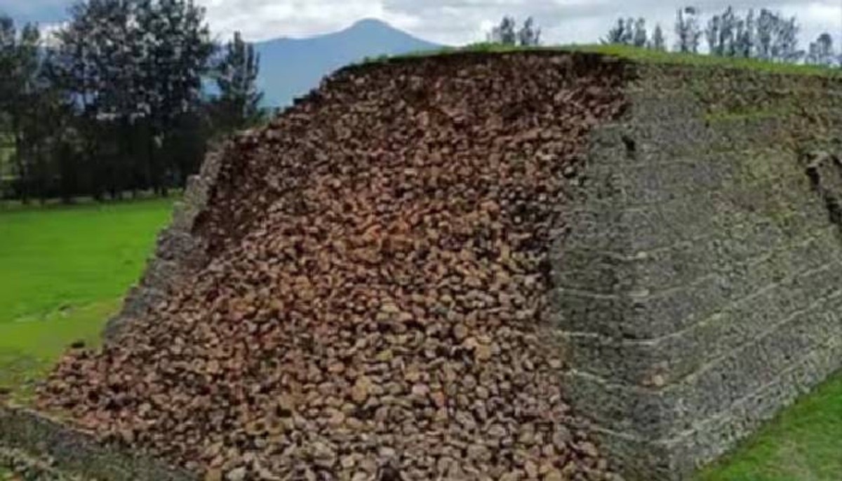 Ancient Pyramids Collapse | கெட்டகாலம் தொடங்கியாச்சு? - Pyramid ...