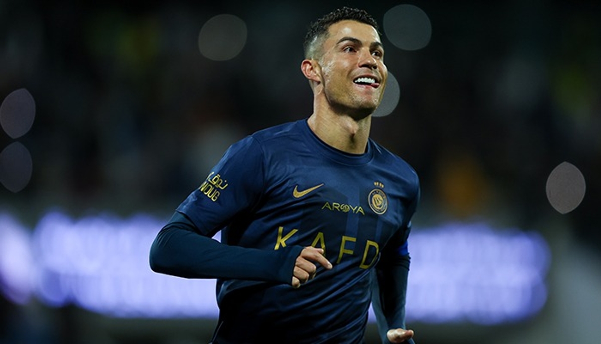 Cristiano Ronaldo's YouTube channel breaks record with 1 million ...