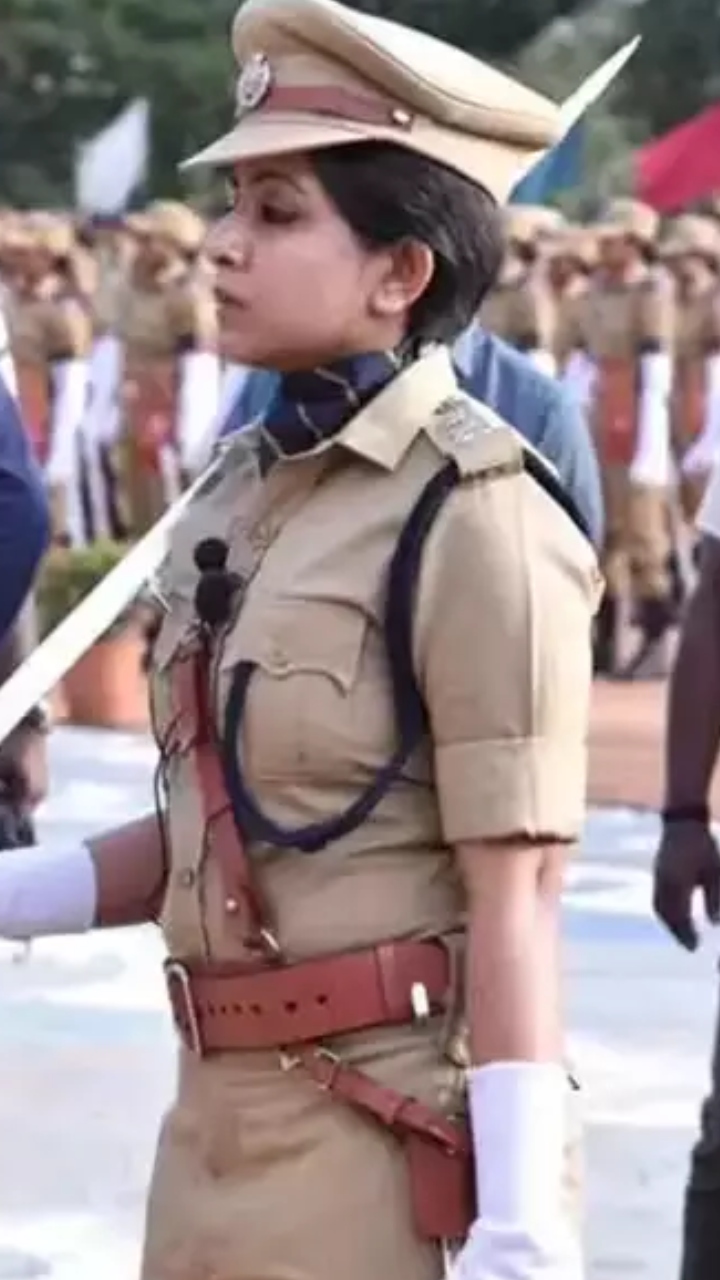 रक्षाबंधन स्पेशलः किरण बेदी से चारु निगम तक...भारत की शान हैं ये IPS ...