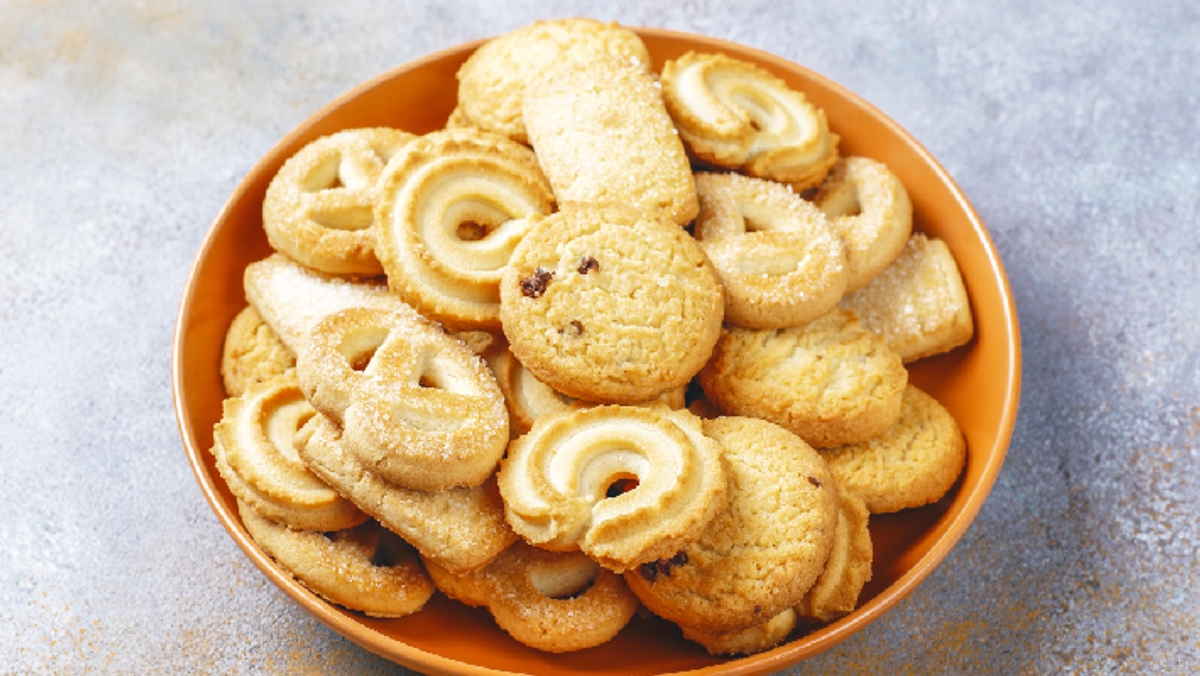 STOP eating biscuits NOW! Know the disadvantages for you and your children