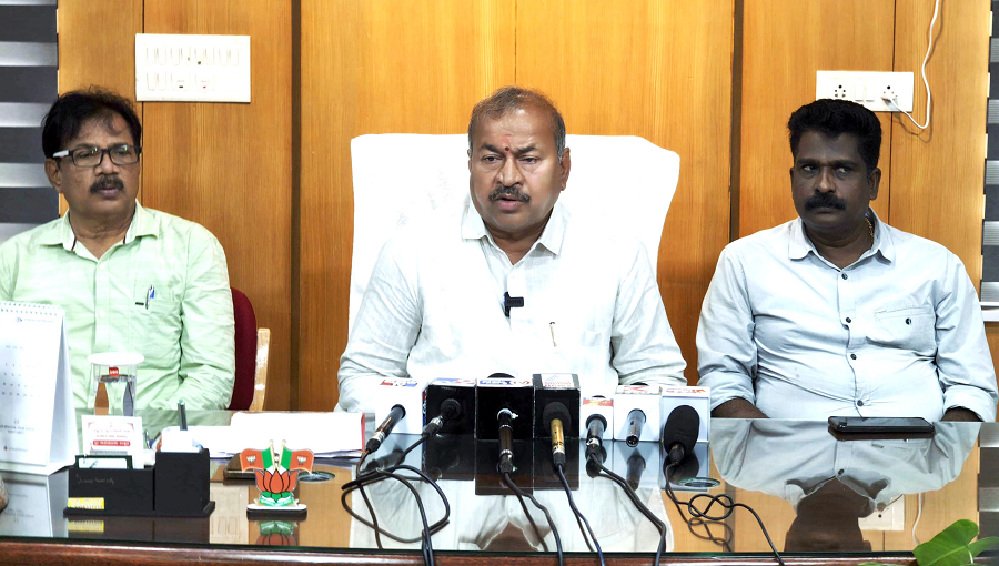 Mla SN Channabasappa On Congress: ಕಾಂಗ್ರೆಸ್‌ನಿಂದ ಹಿಂದೂ ಸಮಾಜಕ್ಕೆ ಬೆಂಕಿ ...