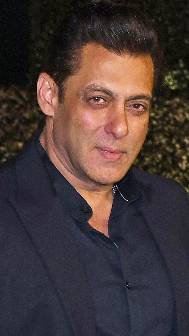 Salman Khan चे रशीने हातपाय बांधून फेकले होते विहिरीत, पण का? - salman ...