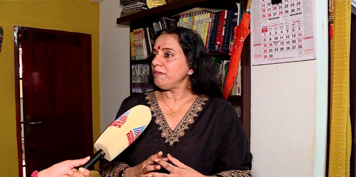 Actress Jolly Chirayath Criticises Left Govt's Stand On Hema Committee ...