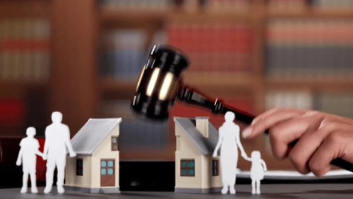 बेगम ने PM मोदी- CM योगी की तारीफ, बदले में शौहर ने दे दिया तीन तलाक | Ayodhya Man Gives Triple ...