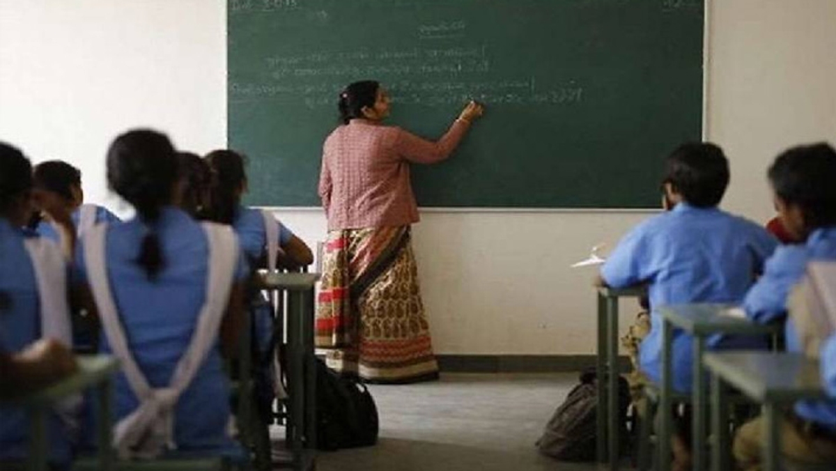 Temporary teacher recruitment : ஆசிரியர்களே ரெடியா.! காலிப்பணியிடம் ...