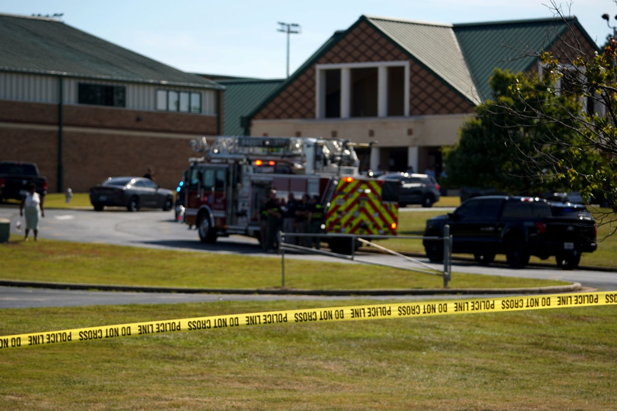 4 killed in Georgia school tragedy: 14-yr-old charged with murder in ...