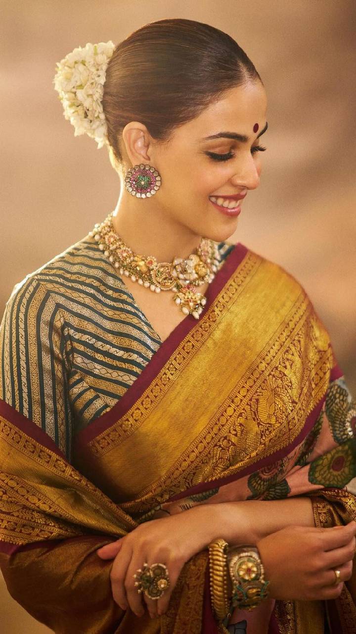 500 सालों तक नई दिखेंगी जरी सिल्क साड़ियां, बस फॉलों करें ये 7 Tips ...