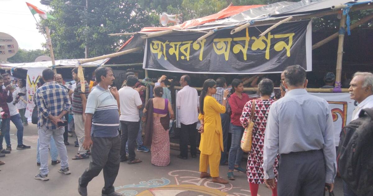 অনশনের ১০ দিন পার আজ আরজি কর মামলায় সুপ্রিম শুনানি দেখে নিন উঠে আসতে