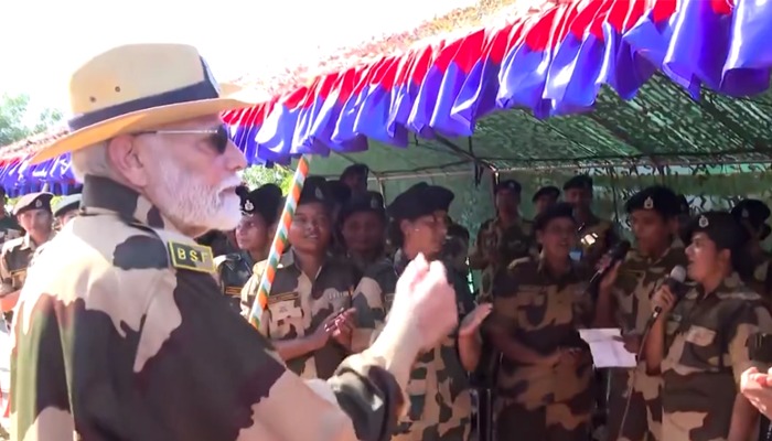 PM Modi joins soldiers in singing 'Vande Mataram' during Diwali ...