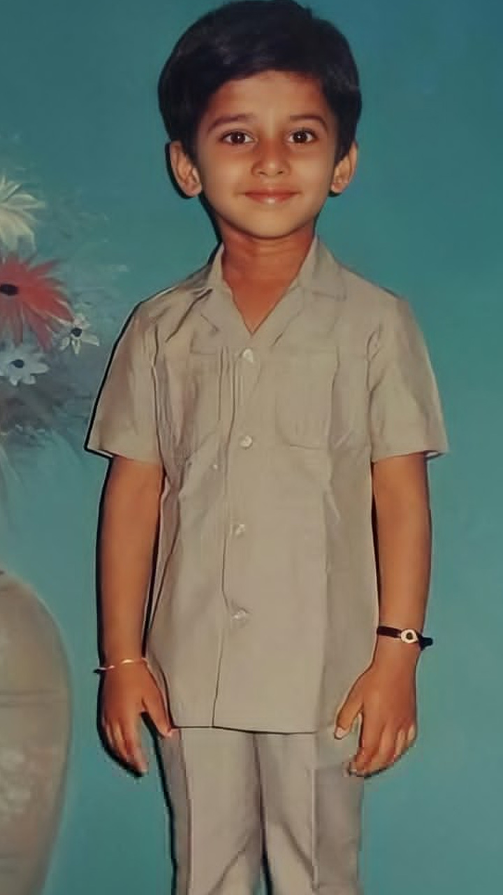 Prabhas Childhood Photos ಈ ಮುಗ್ದ ಮಗು ಇಂದಿನ 200 Crore ಪ್ಯಾನ್ ಇಂಡಿಯಾ ...