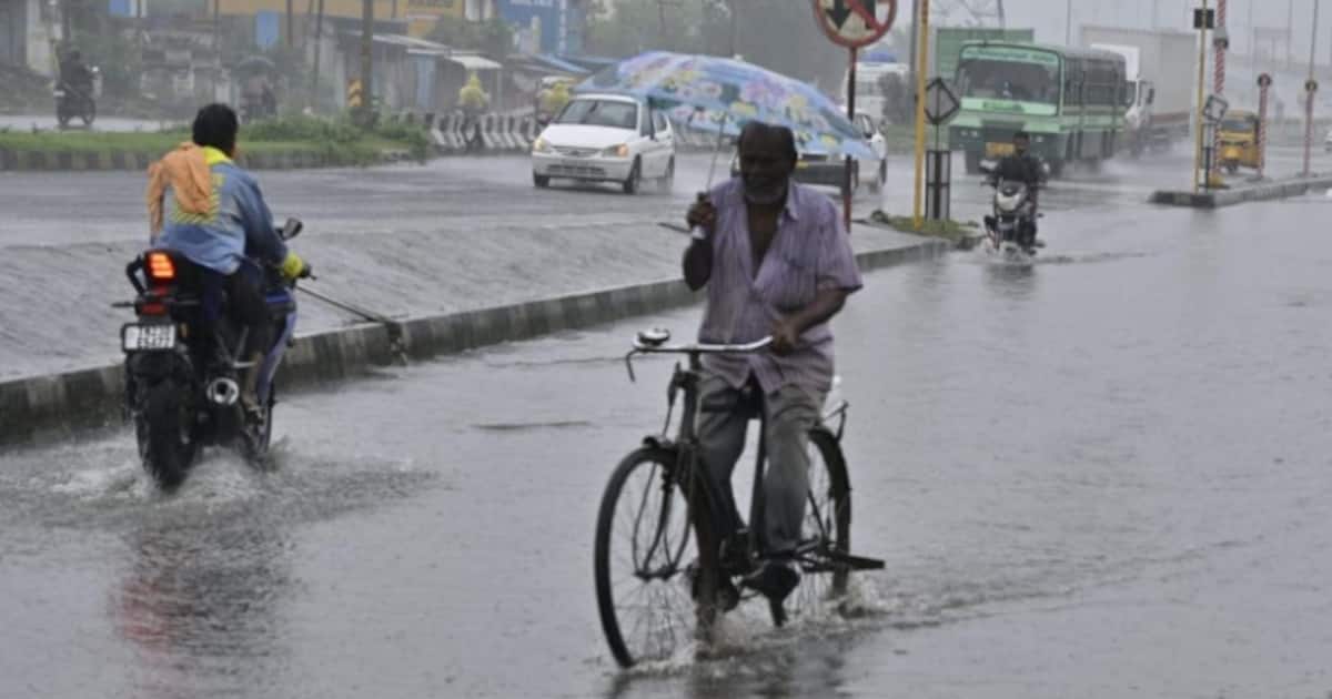 Weather: Heavy rain batters Tamil Nadu, orange alert issued in 16 ... Weather: Heavy rain batters Tamil Nadu, orange alert issued in 16 ...