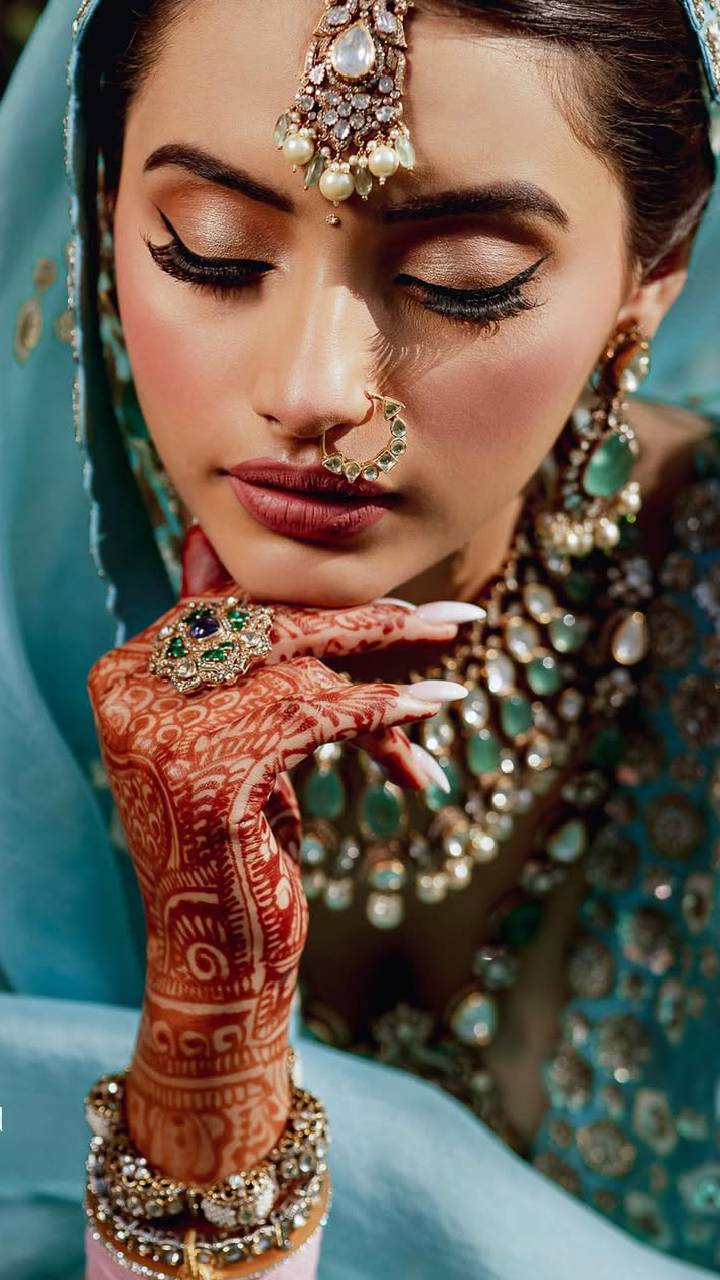 सासू मां नहीं मारेगी ताने! दिल खोल के शादी में पहनें 7 Stylish छोटी नथ ...