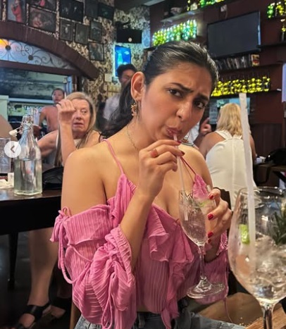 Daudee Jiwal Movies and Net Worth Details : யாரு இந்த தவ்தி ஜிவால் ...