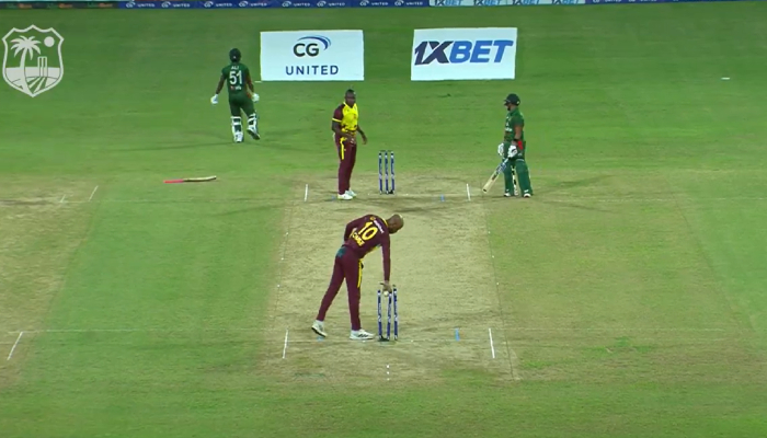 Jaker Ali Given Run Out But Called Back: വിൻഡീസ്-ബംഗ്ലാദേശ് ടി20ക്കിടെ ...