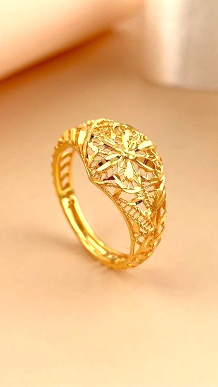 इकलौती बहू करेगी गुणगान ! इन Gold Rings से करें गोदभराई - gold ring ...