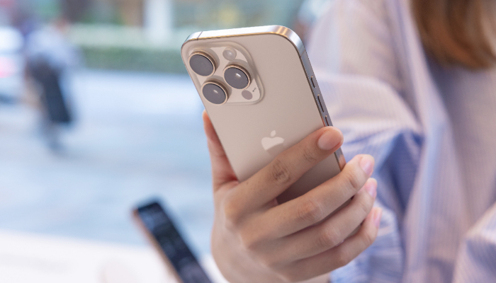 iPhone 16 Pro gets a huge discount | ഐഫോണ്‍ 16 പ്രോയ്‌ക്ക് വമ്പന്‍ ഓഫര്‍; 8000 രൂപയിലേറെ കുറവ് ...