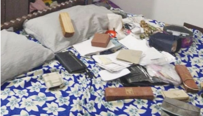 Locked house broke open പൂട്ടിയിട്ടിരുന്ന വീടിന്റെ വാതിൽ തകർത്ത് മോഷണം ...