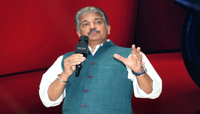 Anand Mahindra reacts to L&T chairman 90 hour work week debate 'മൈ വൈഫ് വണ്ടർഫുൾ', അവളെ ...