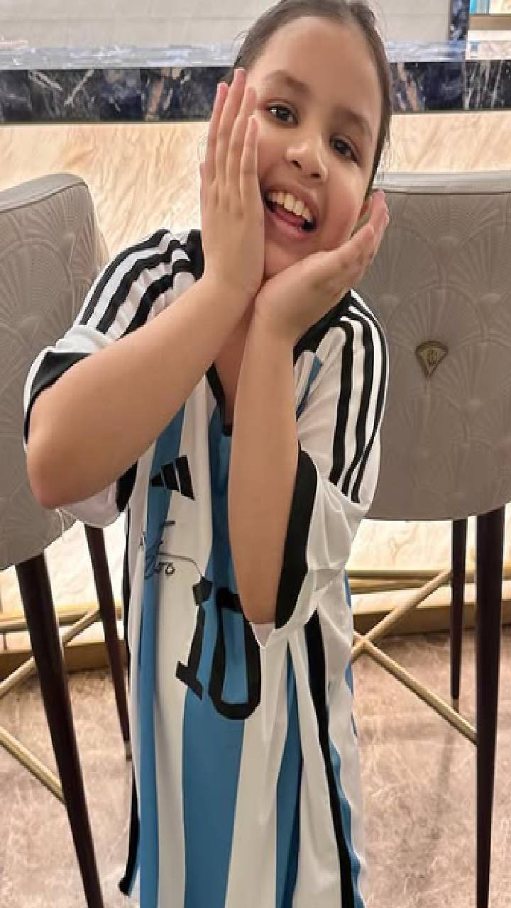 MS Dhoni daughter Ziva's school FEE revealed; know where she studies | Asianet Newsable