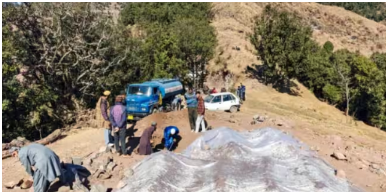 Mysterious death in Rajouri leave of all doctors of Rajouri Medical College has been cancelled ...