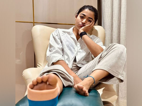 ‘Miss standing on my feet,' says Rashmika Mandanna with 3 fractures and ...