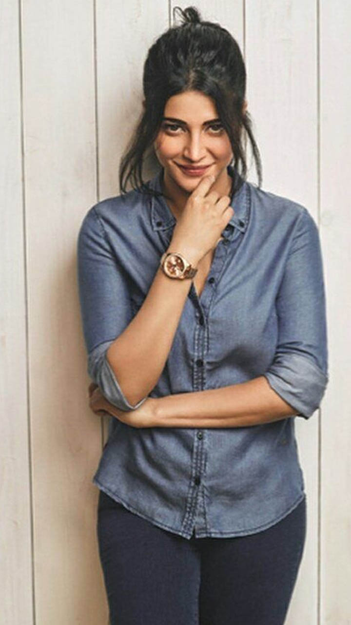 ராஜ வாழ்க்கை வாழும் நடிகை ஸ்ருதிஹாசனின் சொத்து மதிப்பு இத்தனை கோடியா ...