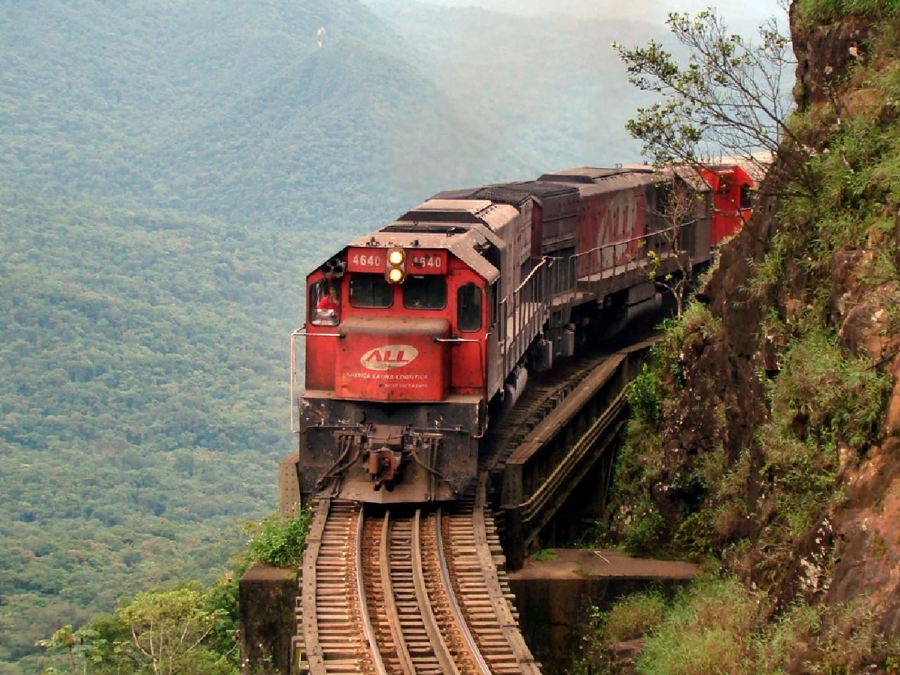 ಭಾರತೀಯ ರೈಲ್ವೆ ಇತಿಹಾಸ ಬದಲಿಸಿದ ಒಬ್ಬ ಸಾಮಾನ್ಯ ಪ್ರಯಾಣಿಕನ ಪತ್ರ! | Indian Railways Transformation A ...