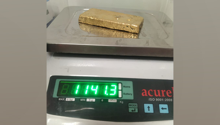 Tamil Nadu: Passenger caught smuggling 1.14 kg of gold in rectum at ...