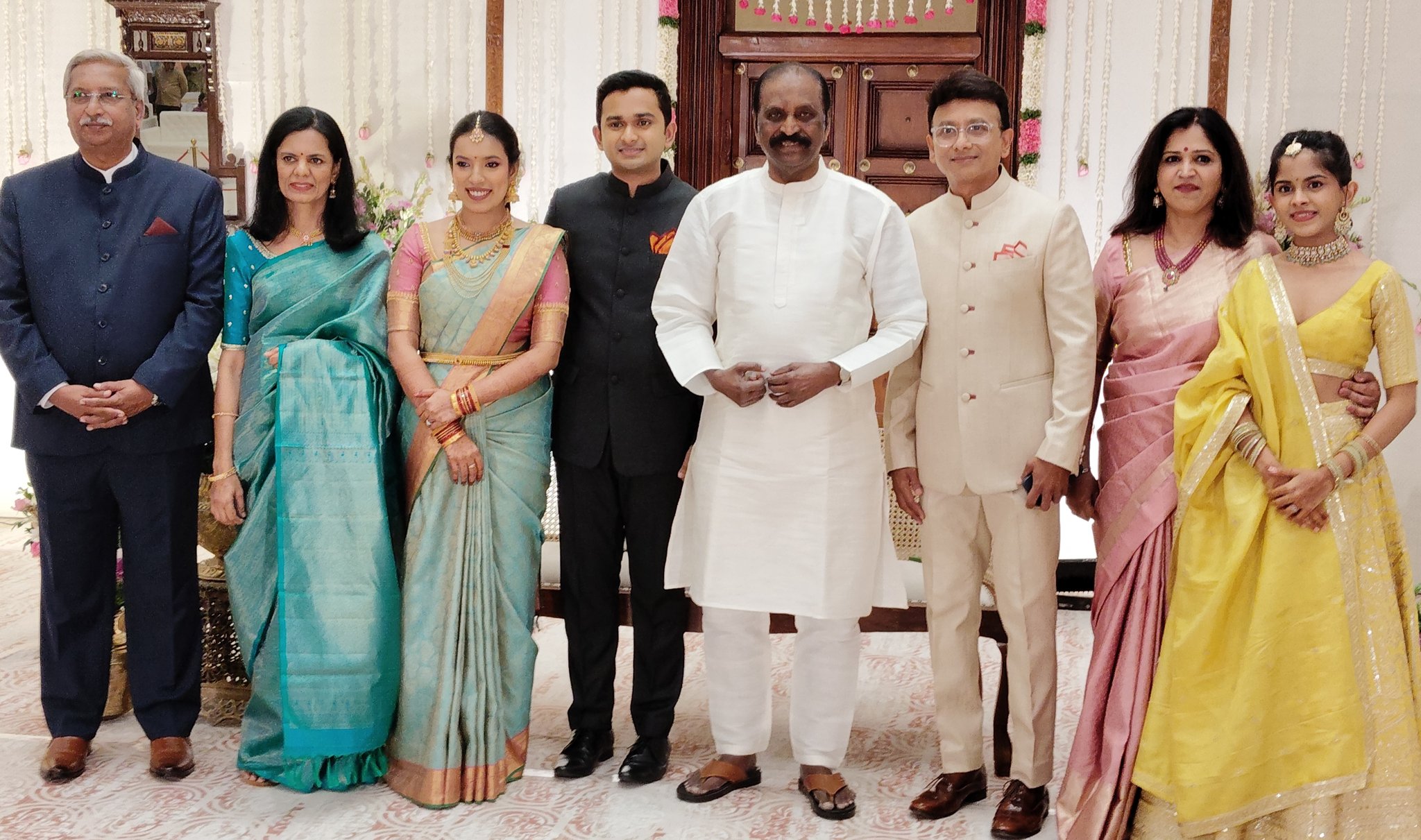 Singer Unnikrishnan Son Wedding: உன்னிகிருஷ்ணன் மகனுக்கு பிரம்மாண்டமாக ...