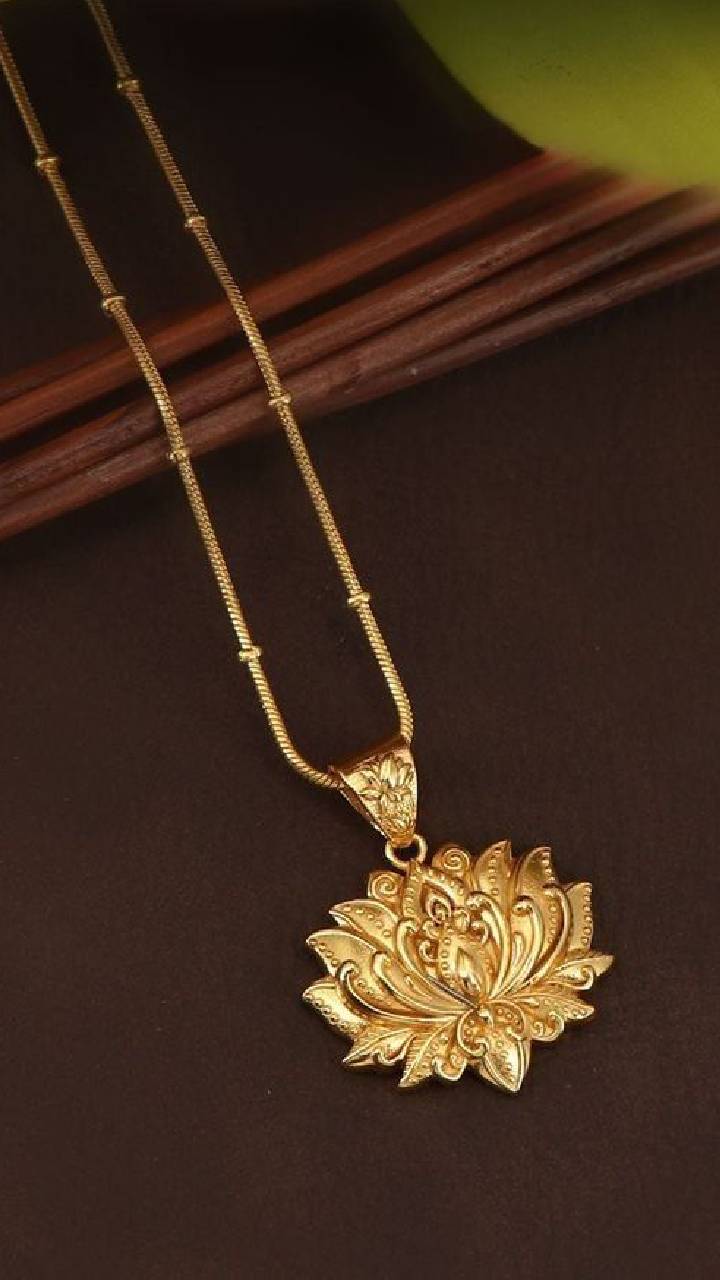 Women 22k gold chain: सोने की जंजीर देख बीवी होगी इंप्रेस, यहां देखें ...