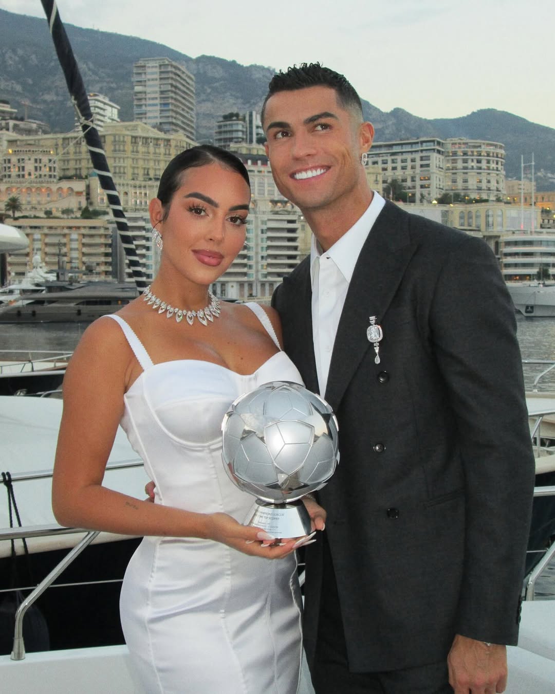 Georgina Rodriguez: 6 times Ronaldo's lady love slayed in white (PICS ...
