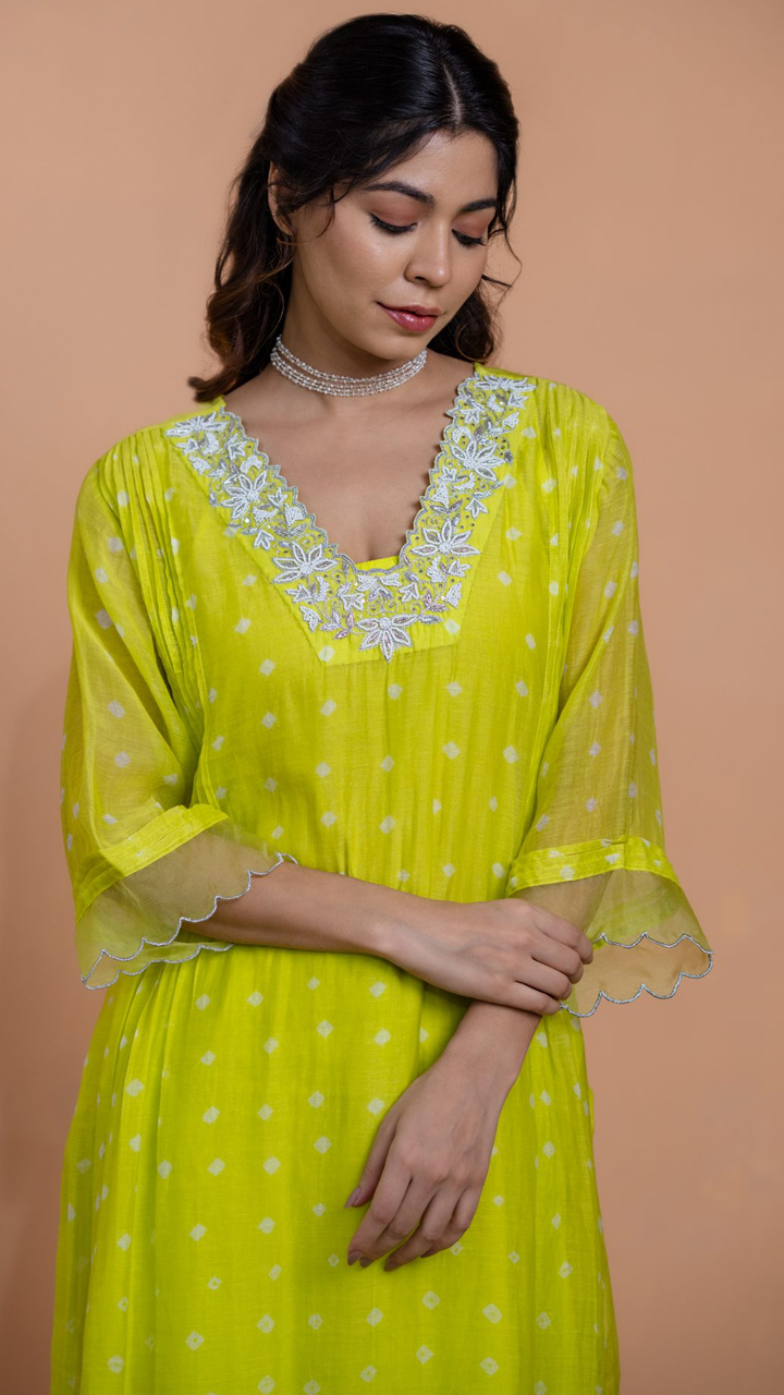 2 इंची कद दिखेगा ऊंचा! Try करें ऑफिस में 7 V-neck Kurti - v neck kurti ...