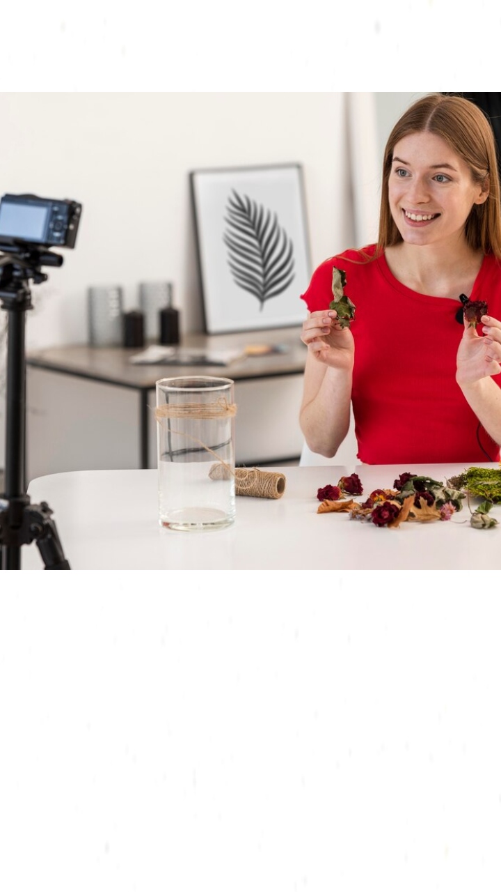 మీ యూట్యూబ్ వీడియో వైరల్ కావట్లేదా? ఈ వాస్తు చిట్కాలు పాటించండి - Viral YouTube Videos 8 Vastu ...