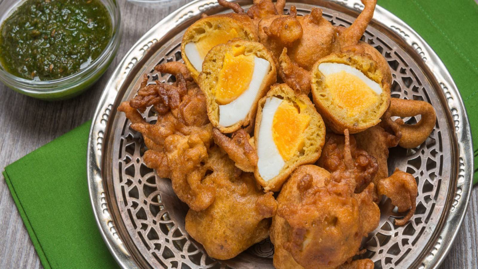 Food recipe: Puducherry special crispy egg pakoda you must try today ...