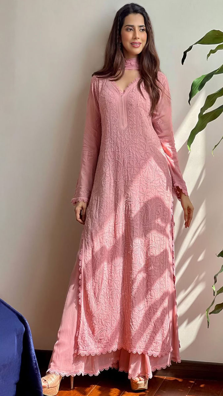 Chic Chikankari Suits for a Fresh Summer Look- Asianet Newsable