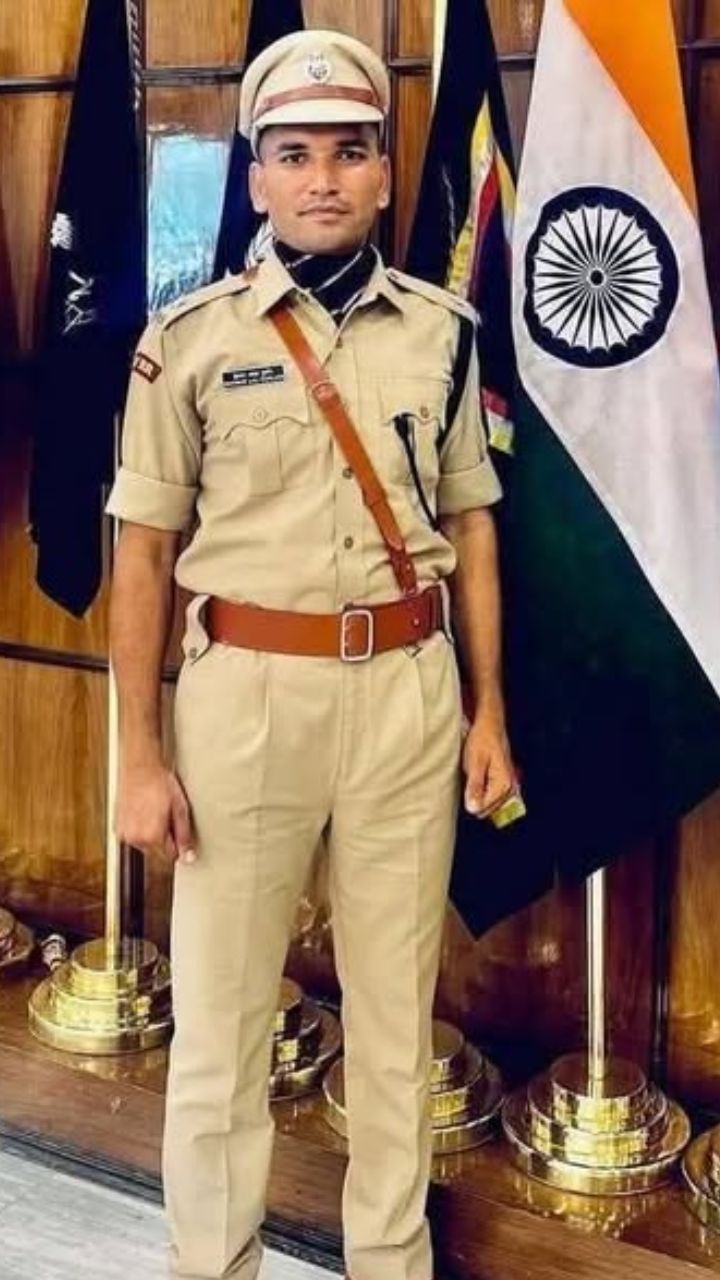 10th Fail to IPS: Ishwar's Inspiring Story | Asianet Newsable