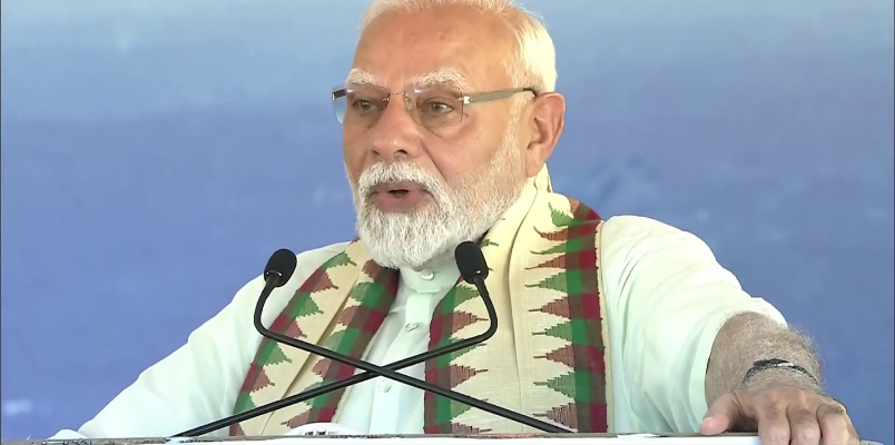 PM Modi throws jibe at INDI alliance at Vizhinjam event | Asianet Newsable