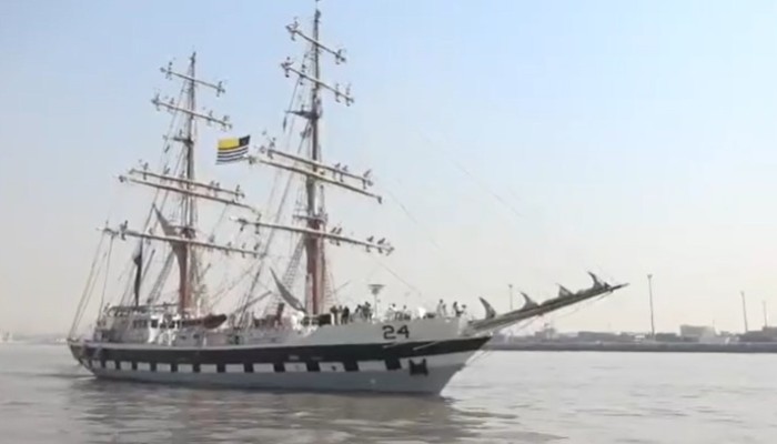 Pahalgam attack: Govt bans Pak flagged ships at Indian ports | Asianet ...