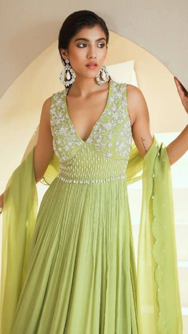 Stay Cool and Chic: 6 Sleeveless Anarkali Suits Perfect for Summer ...
