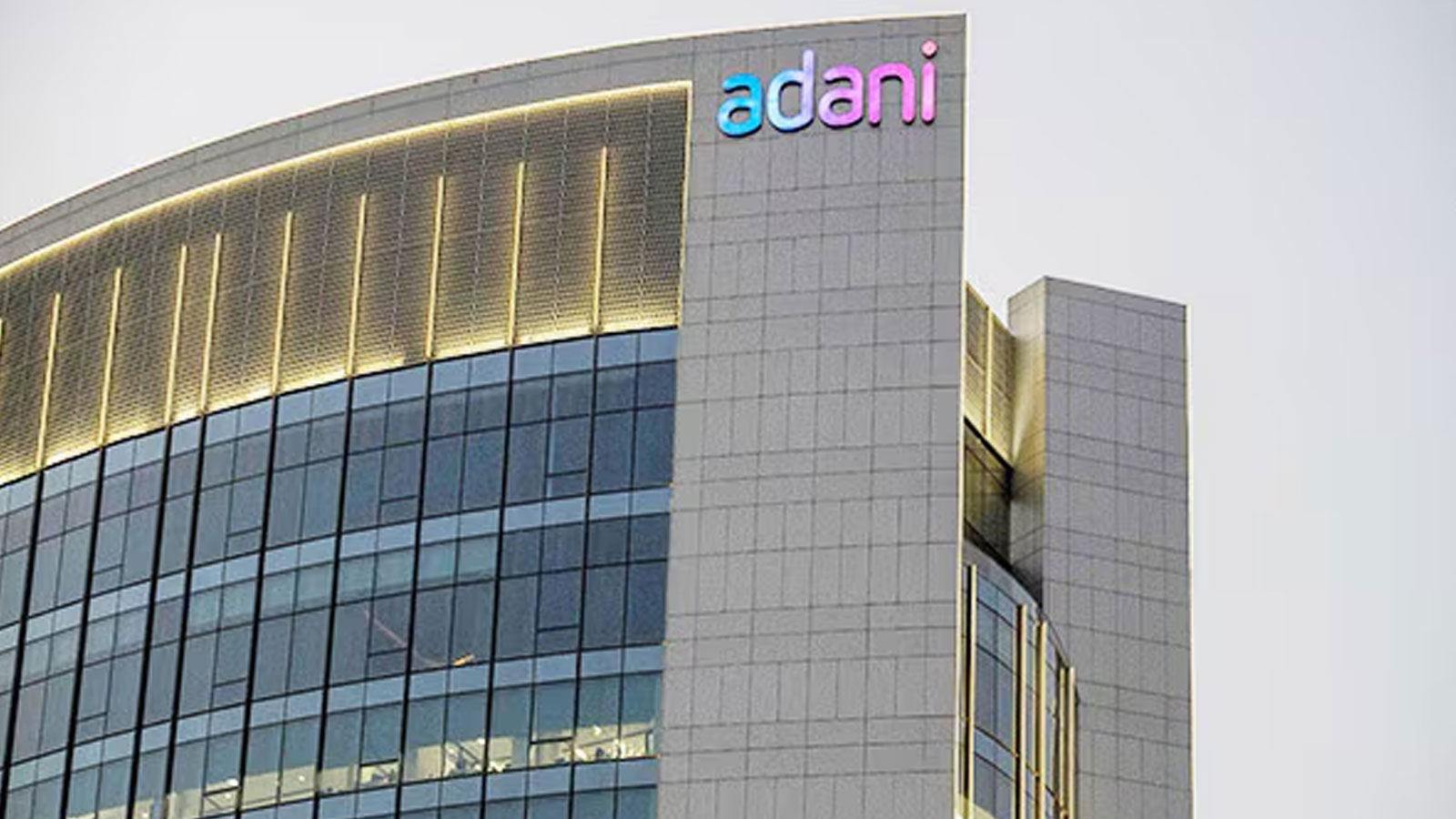 अडानी ग्रुप बना भारत का सबसे तेज़ी से बढ़ता ब्रांड, जानिए रिलायंस-टाटा कंपनियों का क्या है हाल ...