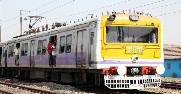 Train Cancel News: বিকল ইন্টারলকিং সিস্টেম, লোকাল ট্রেন-দূরপাল্লা বাতিলে ভোগান্তি চরমে এই রুটের ...