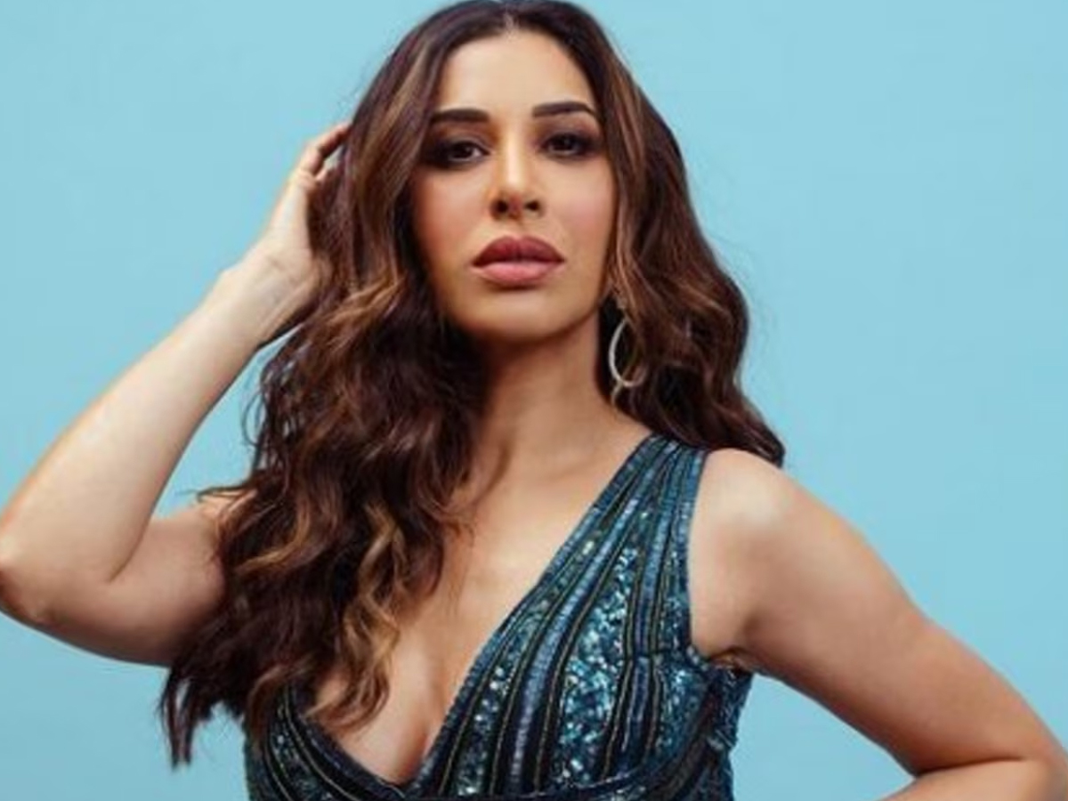Sophie choudry opens up on Bollywood casting couch for role in Initial ...