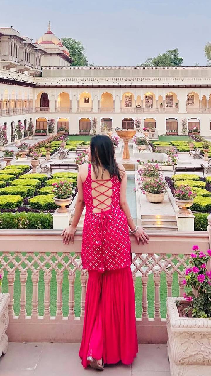 महलों की रानी-सी आएगी फीलिंग! पहनें 6 बैक क्रॉस डोरी सूट | Wear 6 Back ...