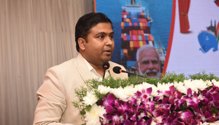 Karnataka government transfers Dakshina Kannada DC Mullai Muhilan ...