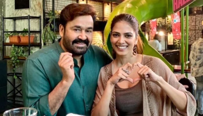 എന്താ ഈ 'പൂക്കി ലാൽ' ? മാളവിക മോഹനന്റെ പോസ്റ്റ് വൈറൽ, അർത്ഥം തിരഞ്ഞ് ...