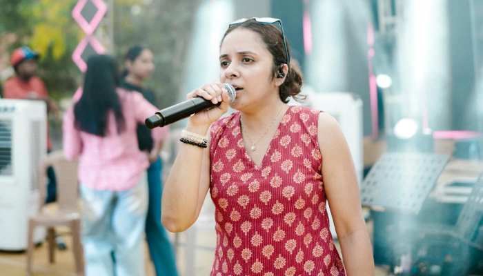 'അയാളെന്നെ കണ്ണുപൊട്ടുന്ന ചീത്ത വിളിച്ചിട്ടുണ്ട്'; അനുഭവം പറഞ്ഞ് അഞ്ജു ...